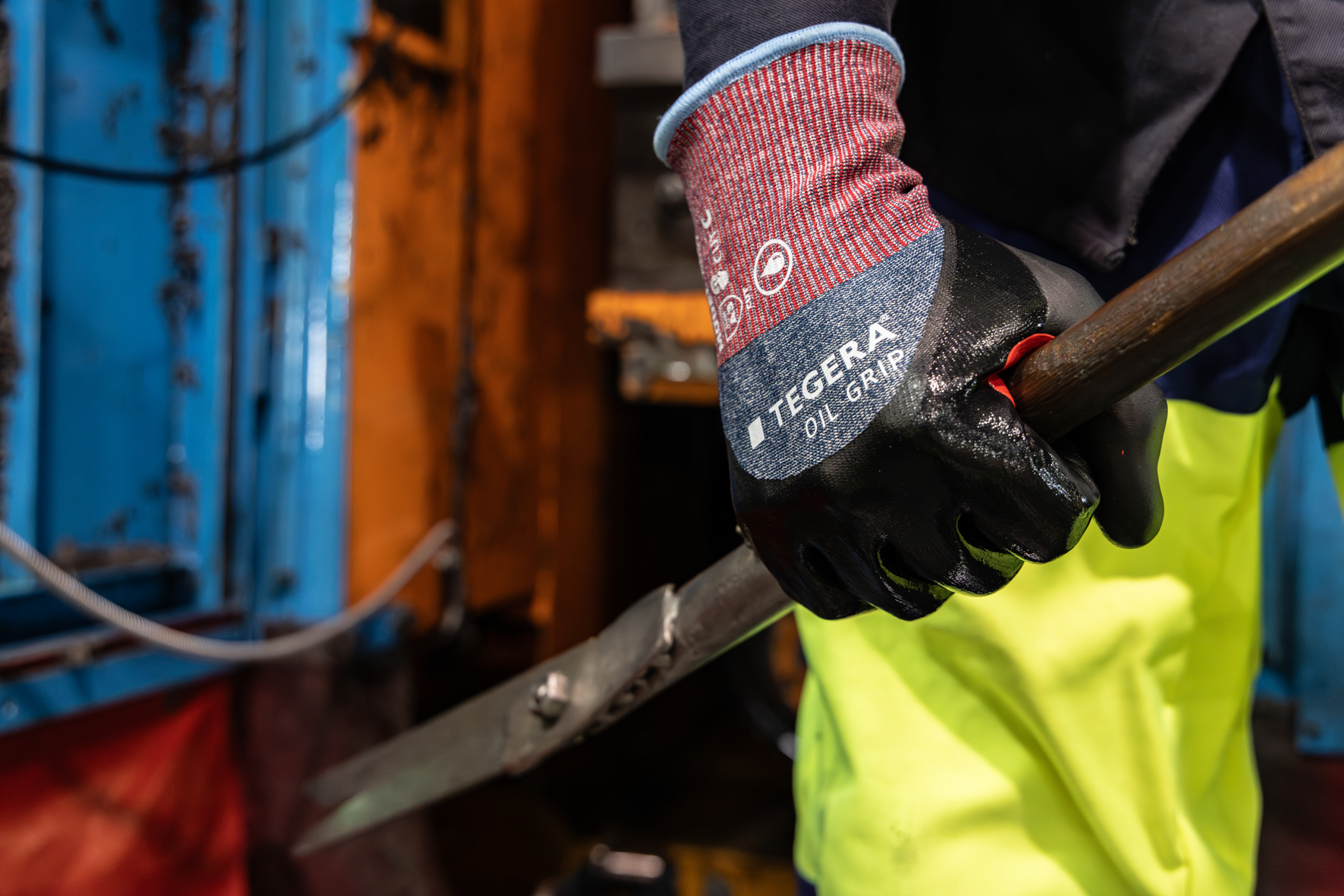 TEGERA® OIL GRIP 8857