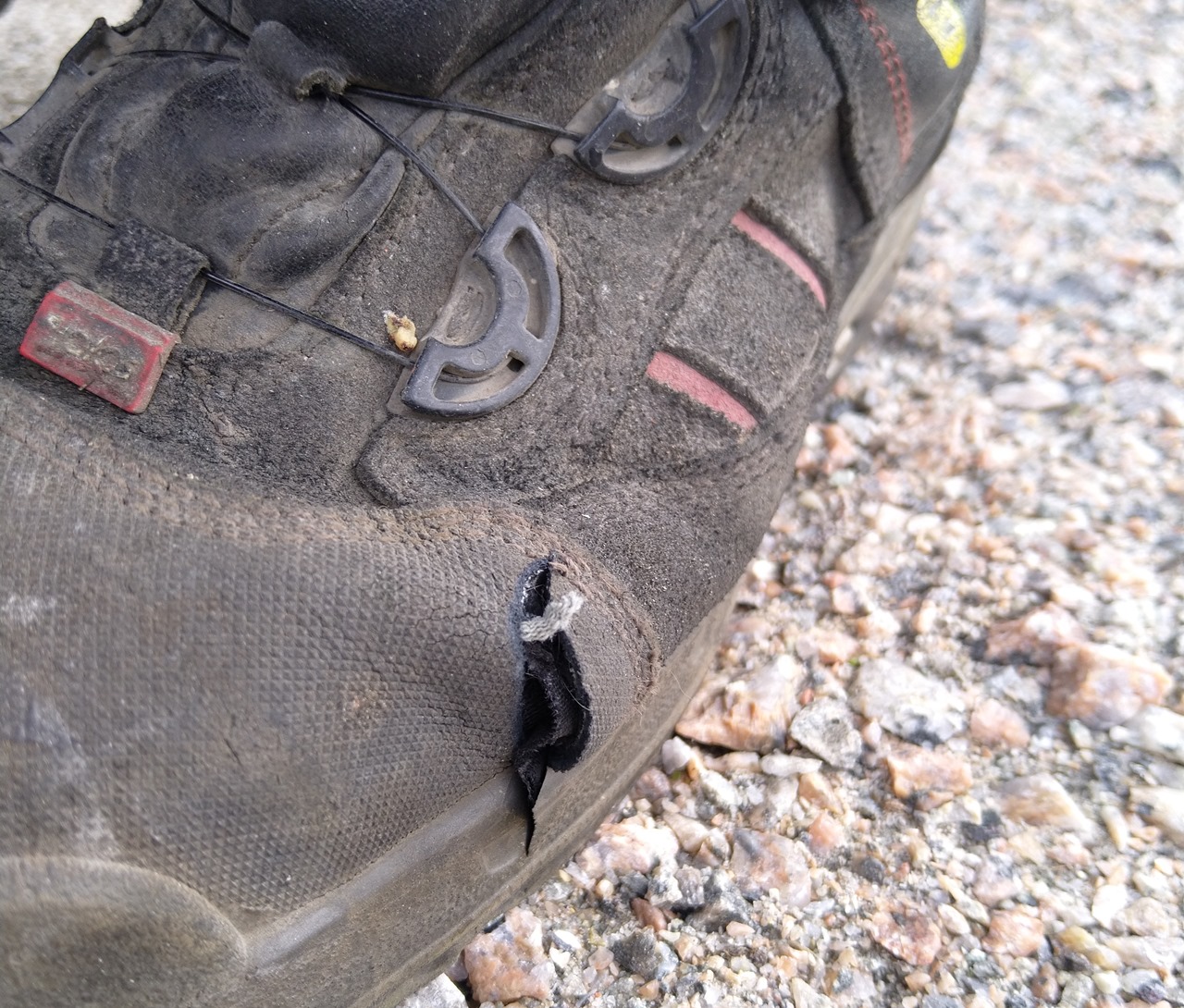 A pair of JALAS safety shoes saved Robert's foot