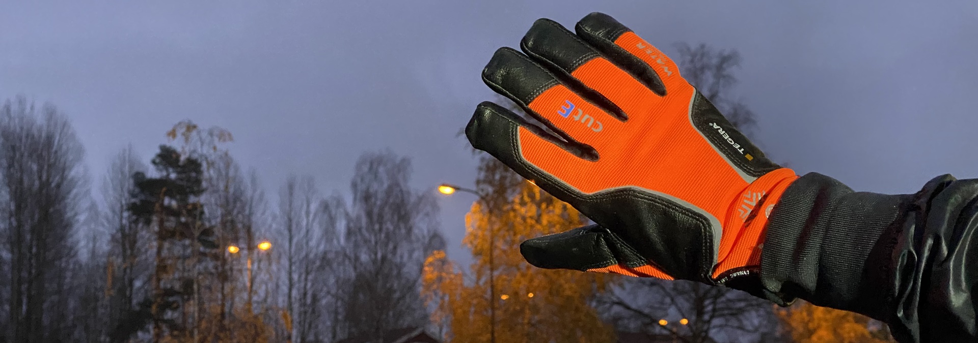 High visibility PPE – Let´s get illuminated!