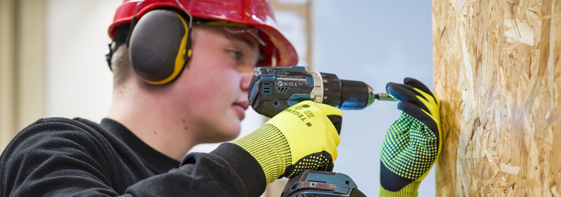 Product recommendations for carpenters