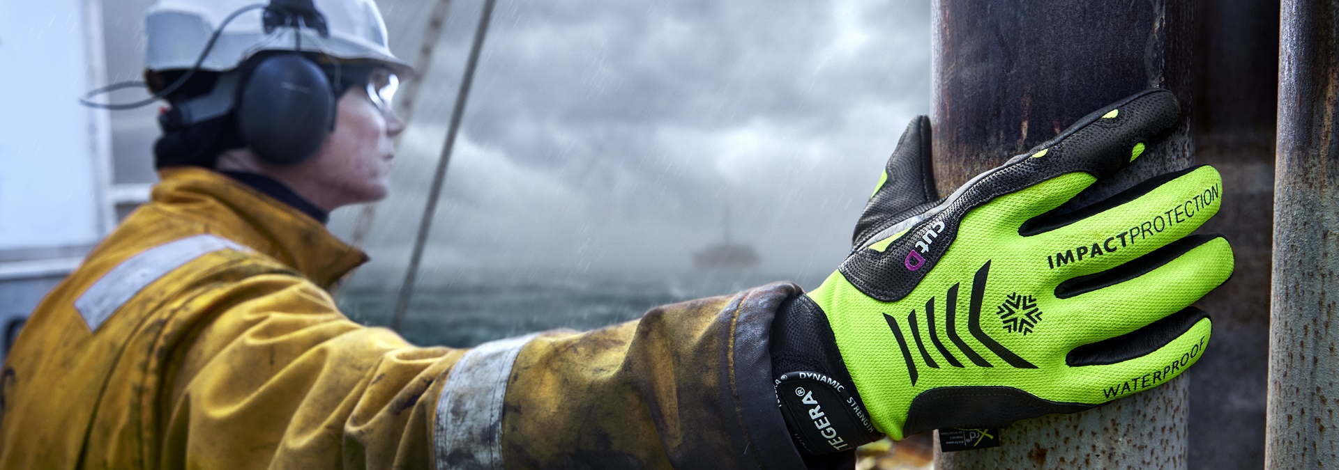 Impact reducing gloves by TEGERA®